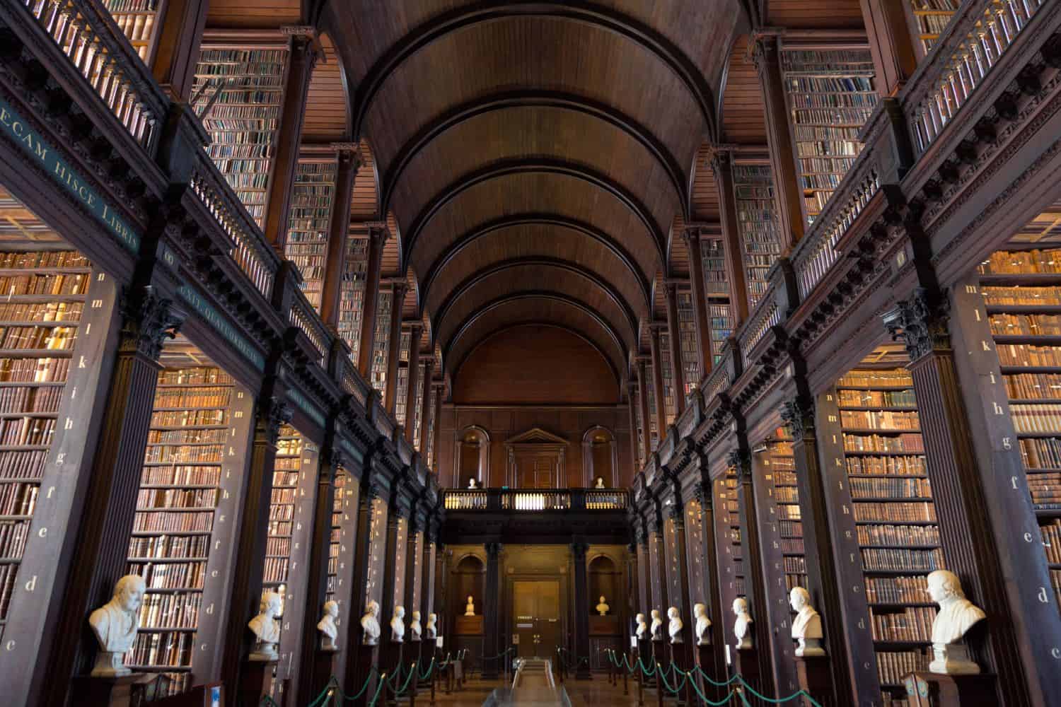 Step Into 10 Best Libraries in the World: Iconic Treasures