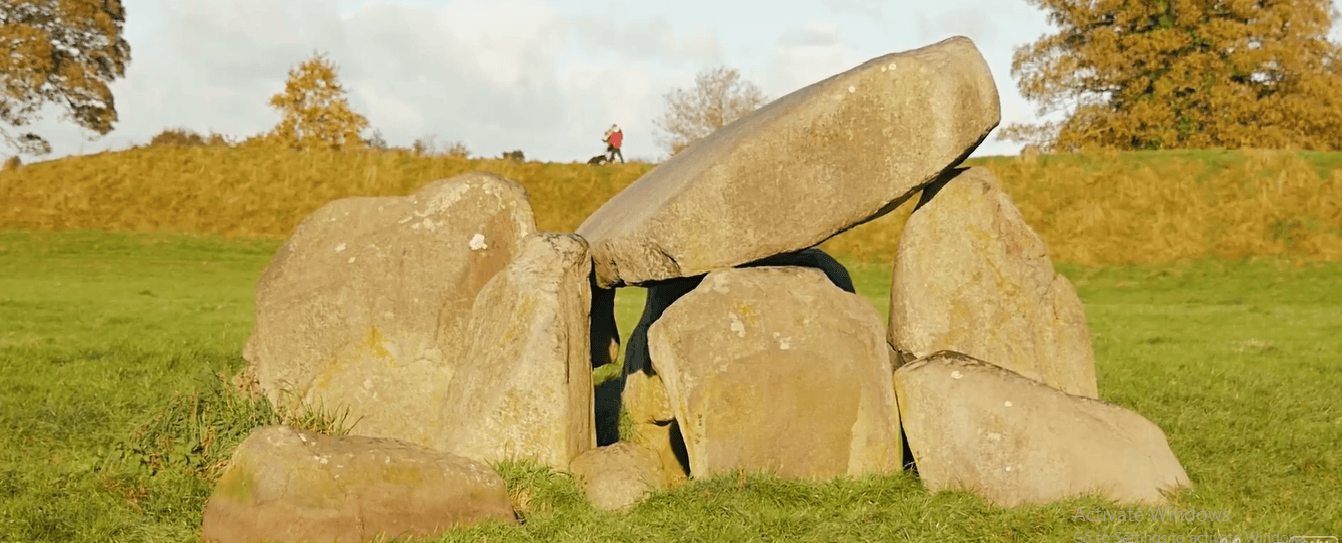 Giant's Ring Belfast-Stone Age Passage Tomb - ConnollyCove