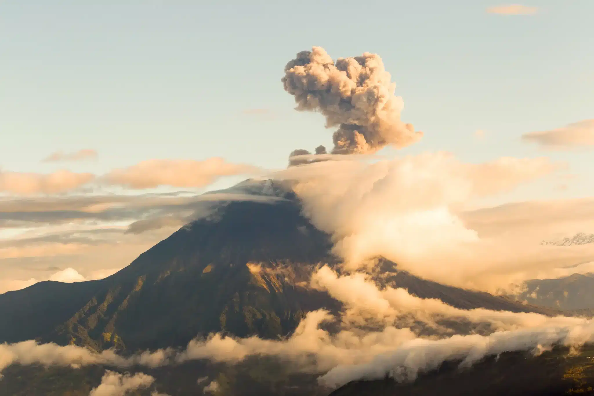 Unleashing Terror: The 9 Largest Volcanic Eruptions in History ...