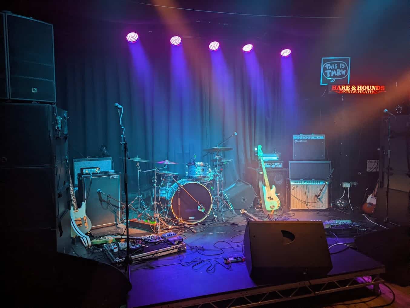 The Best Live Music Bar in Birmingham: 9 Amazing Venues - ConnollyCove