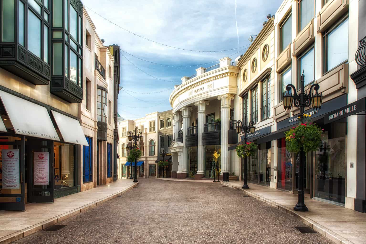 Rodeo Drive: History, Significance, and 4 Great Things to Do - ConnollyCove