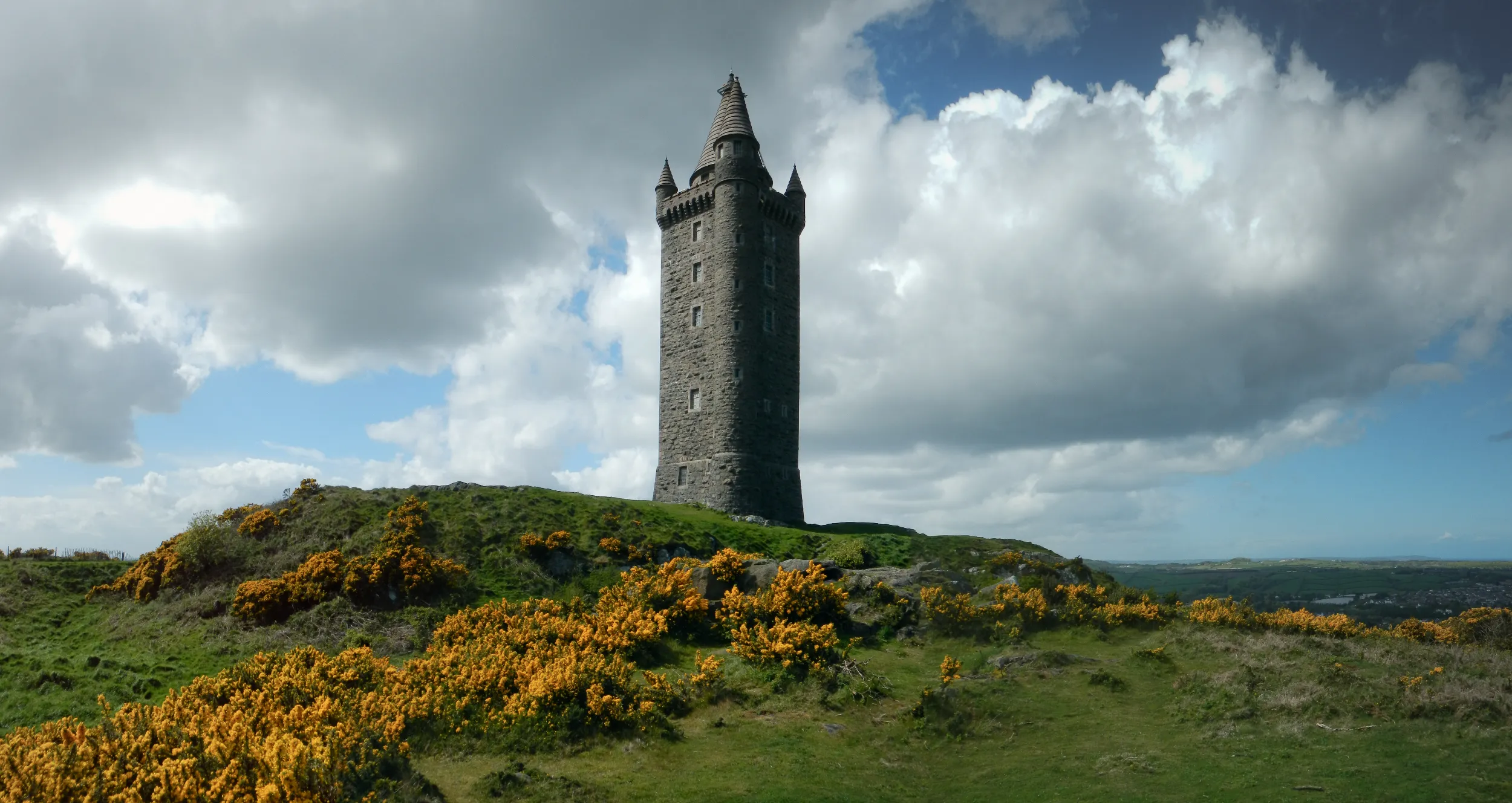 Scrabo Tower: A Stunning View From Newtownards, County Down - ConnollyCove