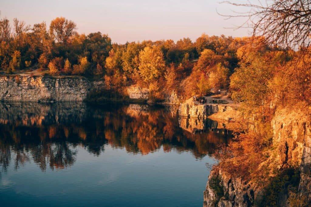 Best Fall Foliage Destinations Around the World to Visit